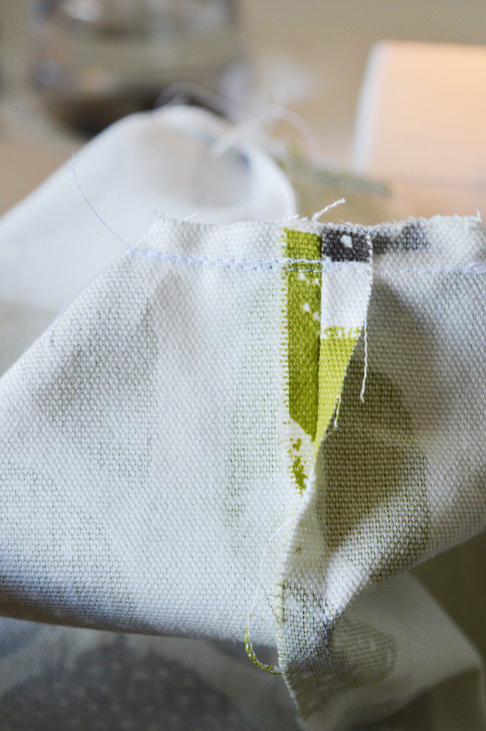 DIY Box bottom tote with hidden seams